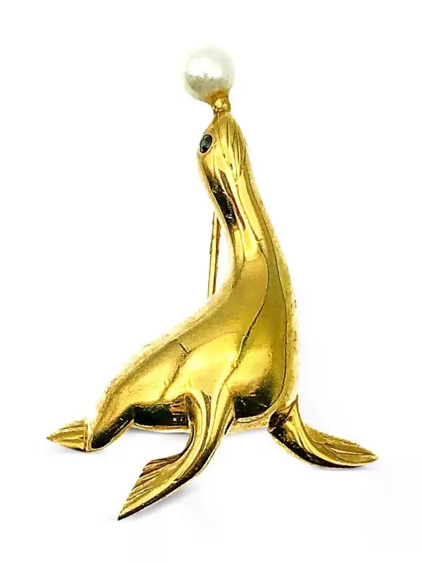 JENNIFER GIBSON JEWELLERY 1980s Pearl Sea Lion Brooch - Gold