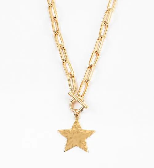 ERIN MCDERMOTT JEWELRY Star Hammered Pendant Necklace - Gold
