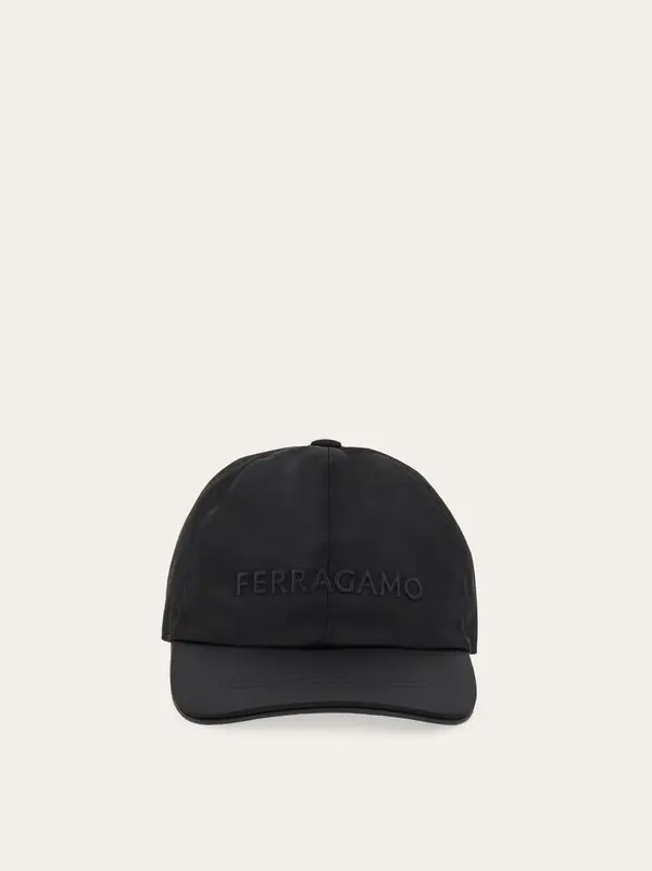 FERRAGAMO Baseball Cap With Embroidered Logo - Black