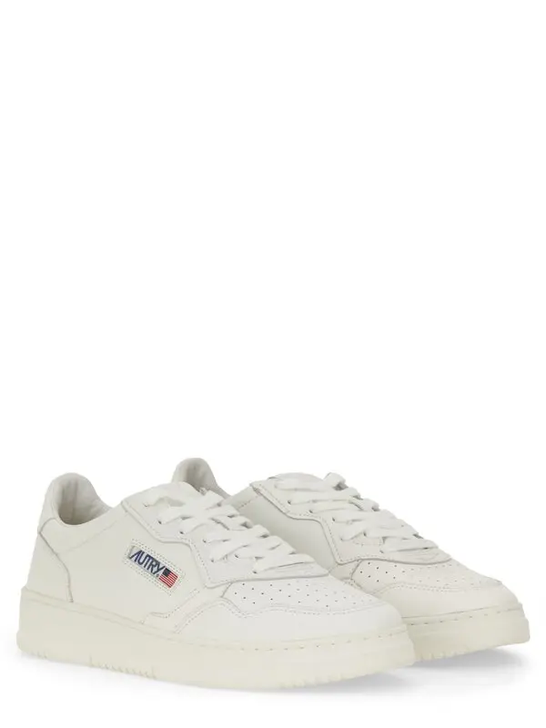 AUTRY Medalist Low Top Sneakers