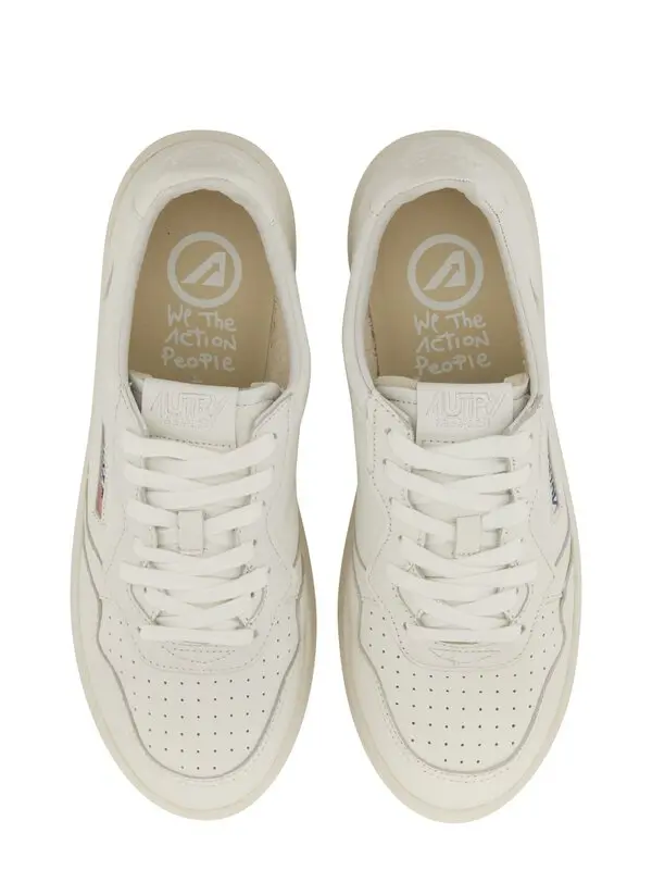 AUTRY Medalist Low Top Sneakers
