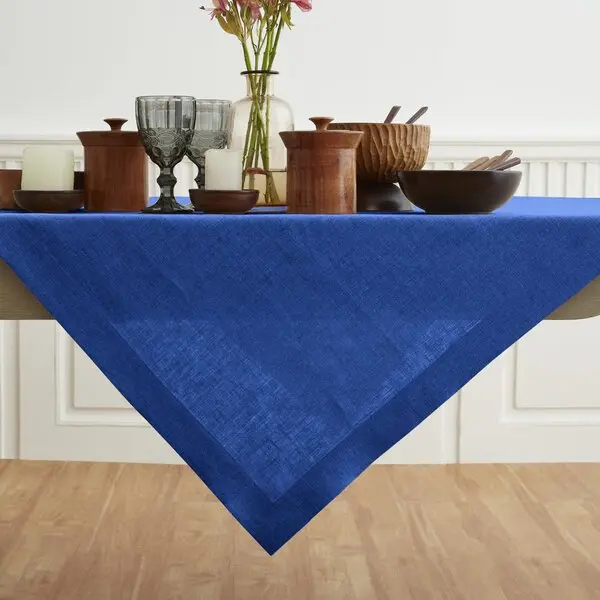 SOLINO HOME Linen Table Throwfete - Royal Blue