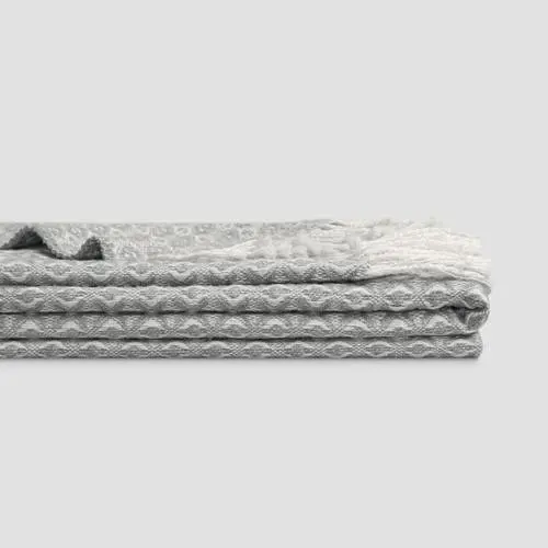 TOGAS Rocher Throw