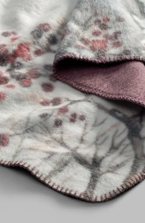 TOGAS Nordelia Throw