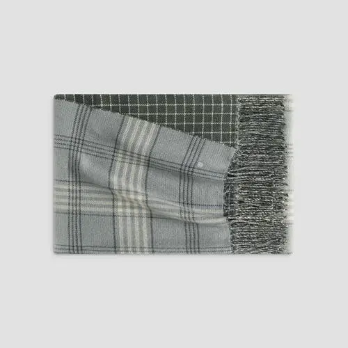 TOGAS Fink Throw - Grey