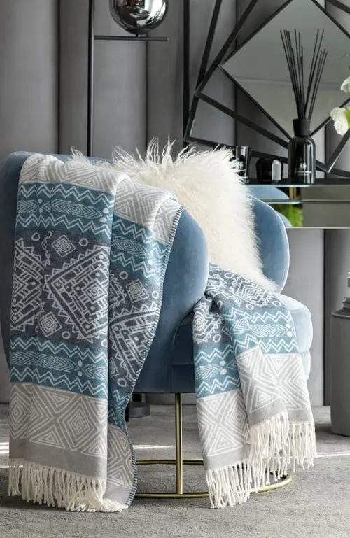 TOGAS Ansaldi Throw