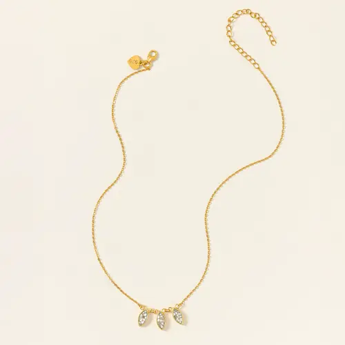 UNCOMMON GOODS Sliced Raw Diamond Trio Pendant Necklace