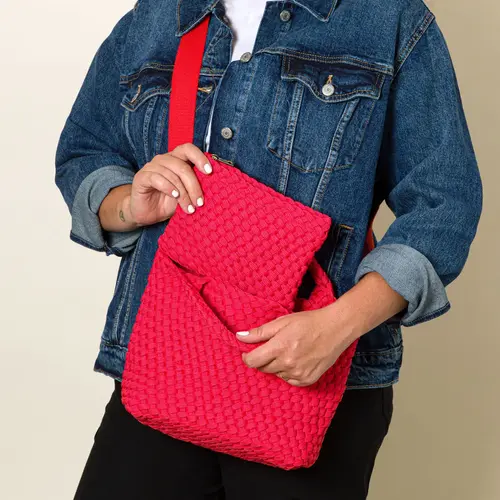 UNCOMMON GOODS Woven Shoelace Crossbody - Small Mint