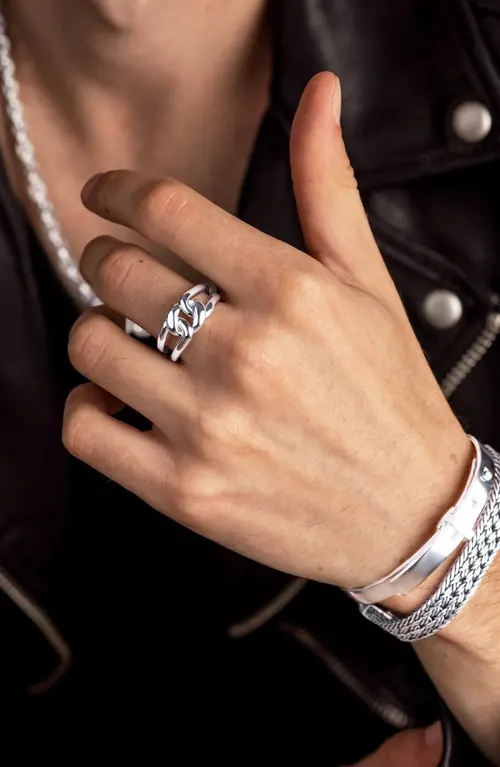 NIALAYA JEWELRY Knot Ring