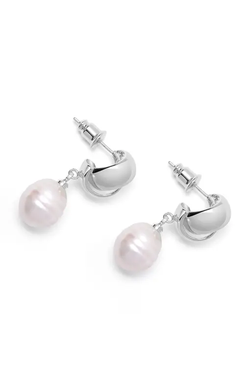 NIALAYA JEWELRY Pearl Drop Earrings - Silver