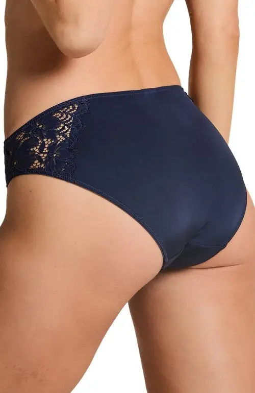 Hunkemoller Andrea Brazilian