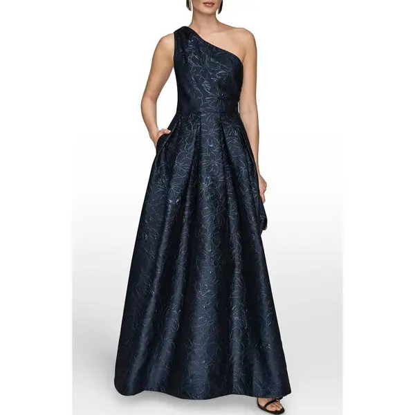Donna Karan New York Metallic One-shoulder Gown