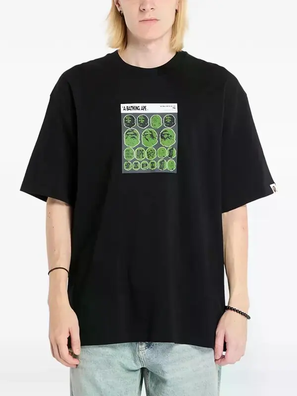 A BATHING APE Sticker Graphic-print T-shirt - Black