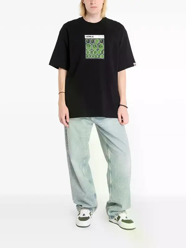 A BATHING APE Sticker Graphic-print T-shirt - Black