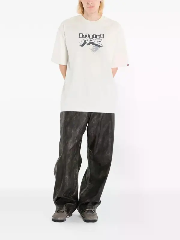 A BATHING APE Graffiti Logo T-shirt