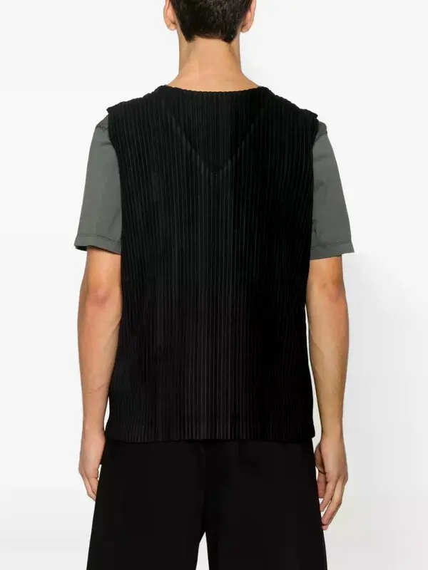 Issey Miyake Pleated V-neck Vest - Black