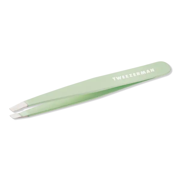 TWEEZERMAN Slant Tweezer - Pistachio