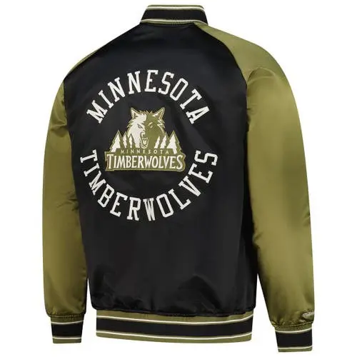 Mitchell & Ness Minnesota Timberwolves Clutch Satin Raglan Jacket