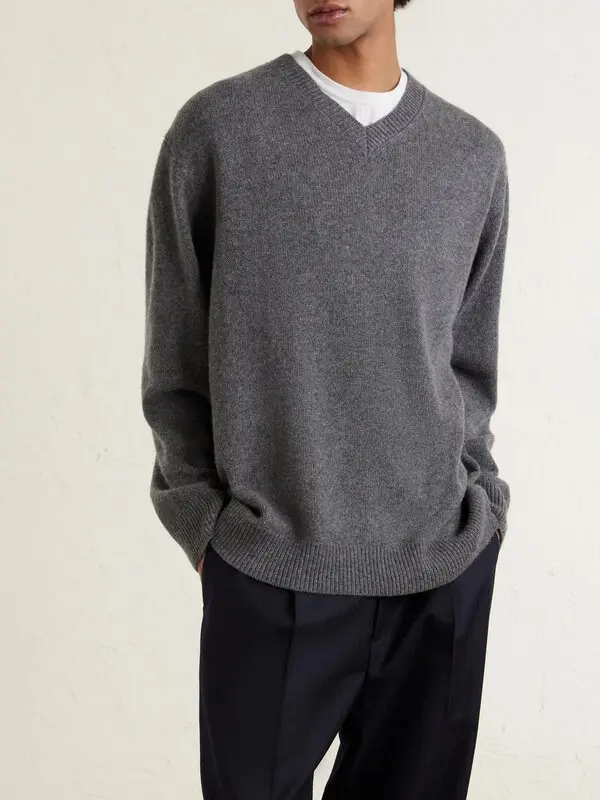THE ELDER STATESMAN Cashmere V-neck Sweater