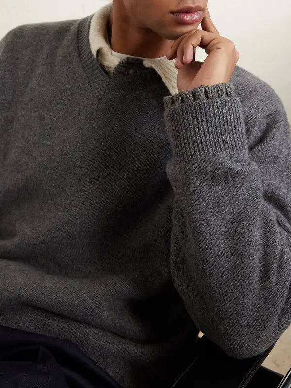 THE ELDER STATESMAN Cashmere V-neck Sweater
