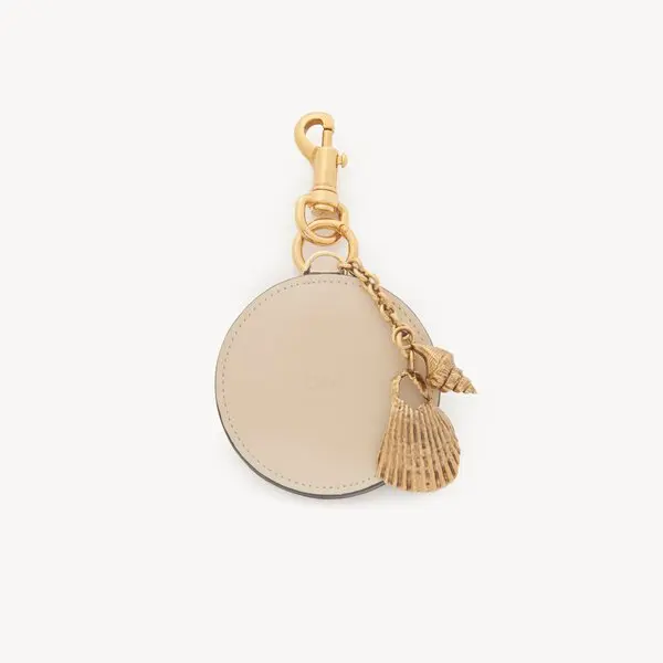 Chloé Mirror Key Ring With Shell Charm - Vegetal Beige