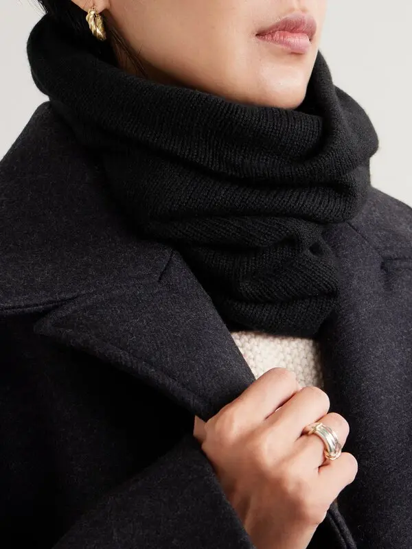 Johnstons Of Elgin Ribbed Cashmere Snood
