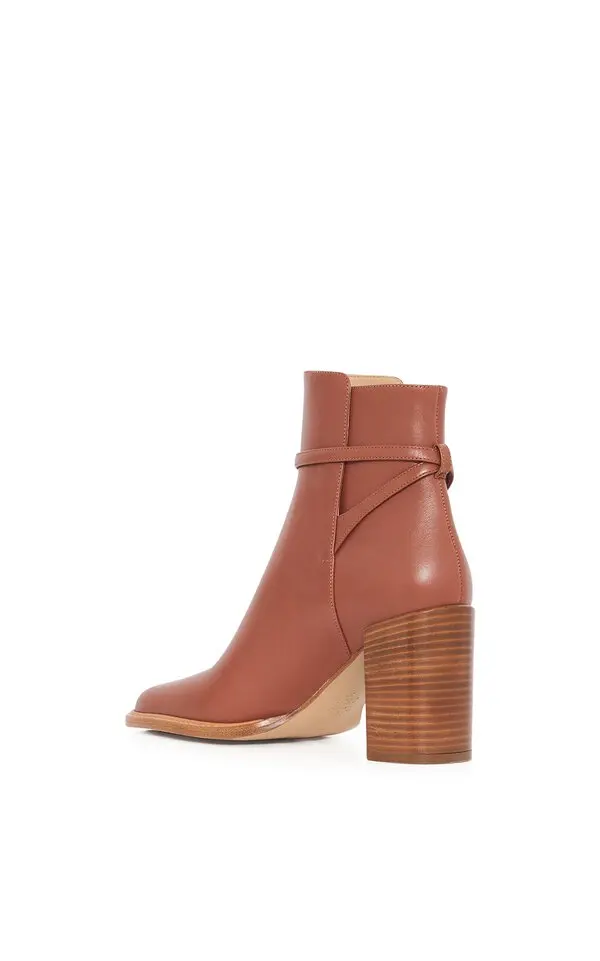 Gabriela Hearst Nina Clasp Ankle Boots - Cognac