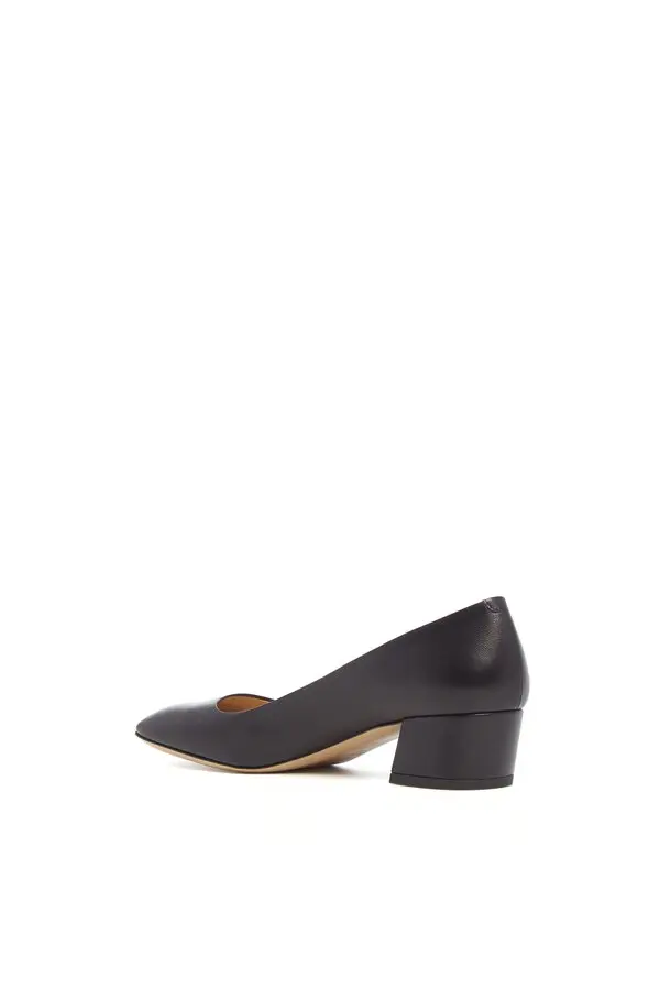 Gabriela Hearst Agathe Low Heel Pump In Leather - Black