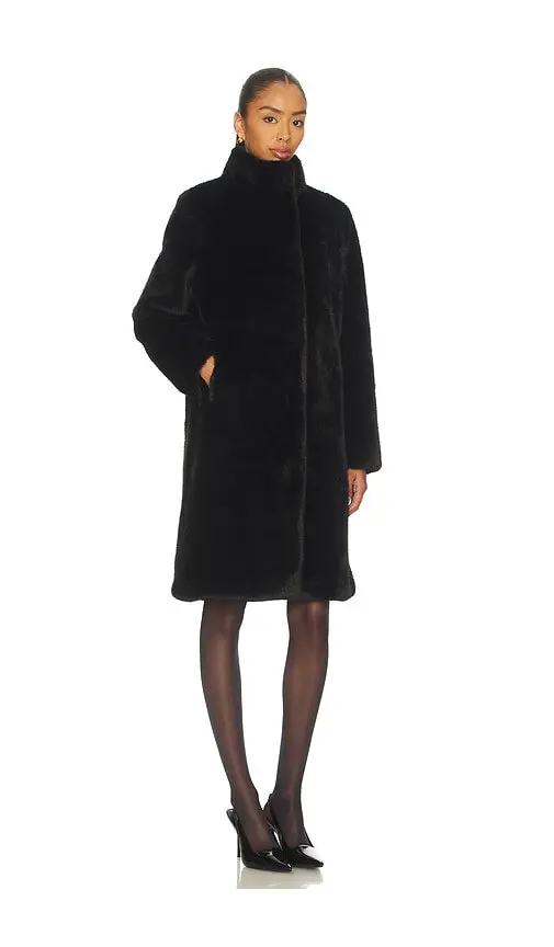 UNREAL FUR Raven Coat