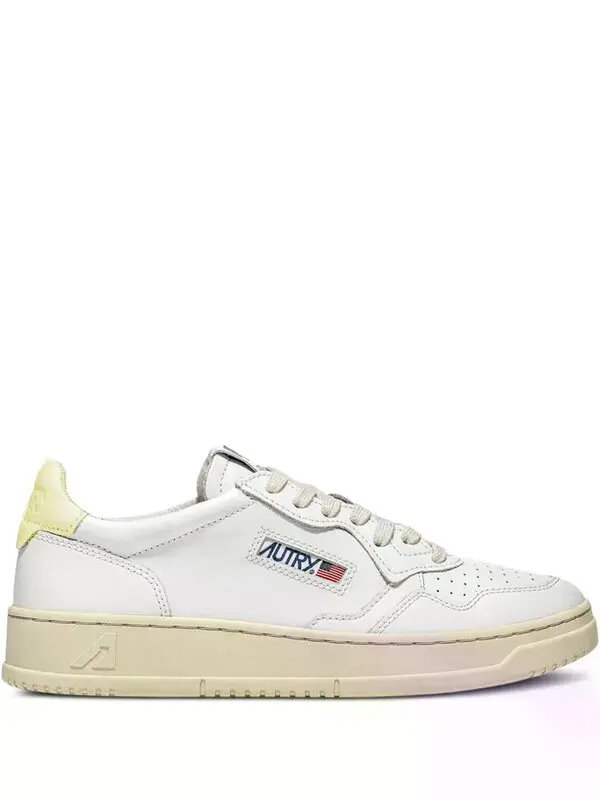 AUTRY Medalist Low Leather Sneakers