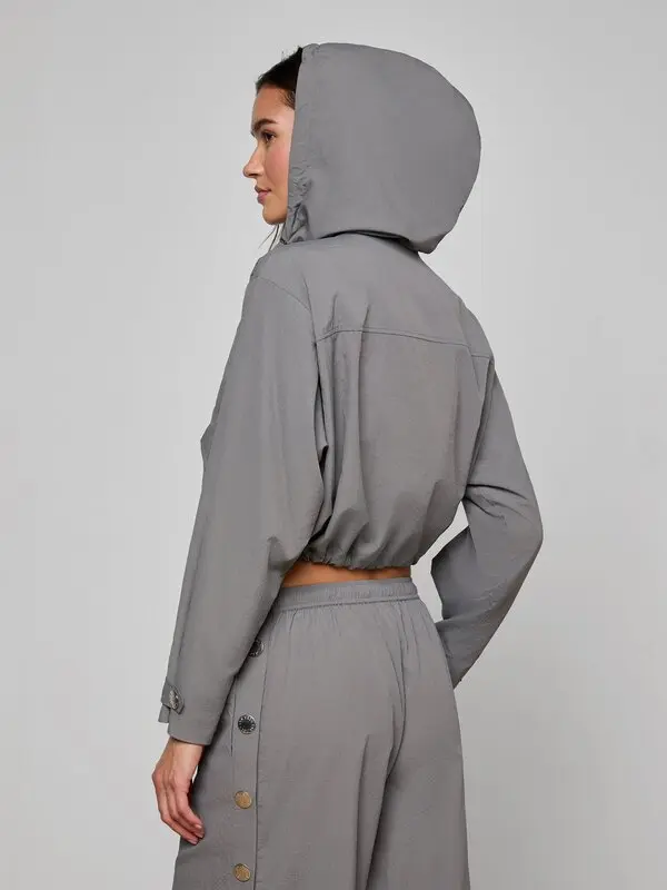 L'Agence Bronwyn Cropped Windbreaker - Medium Grey