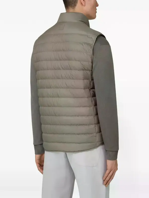 Boggi Milano Padded Gilet With Logo Patch - Grey