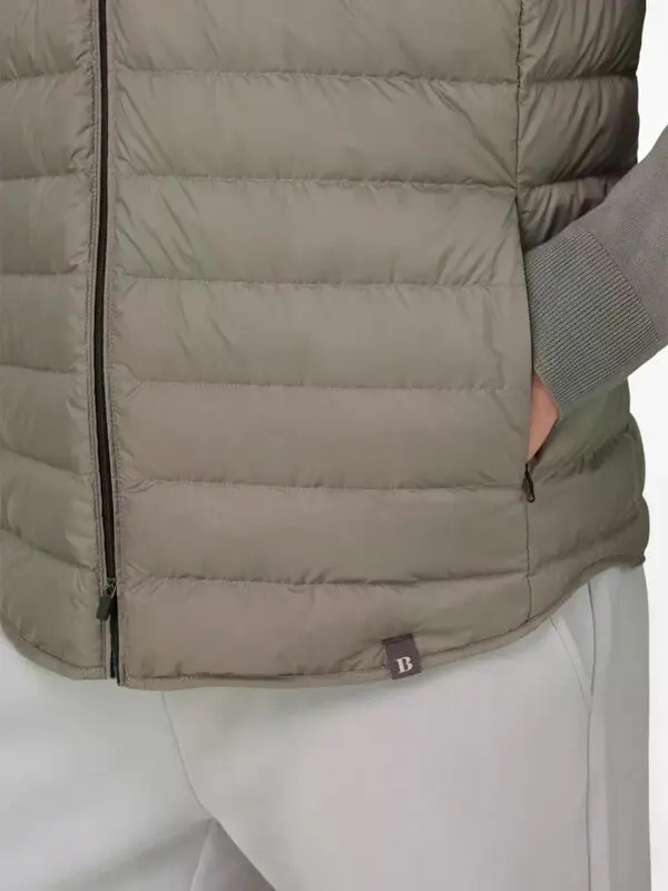 Boggi Milano Padded Gilet With Logo Patch - Grey