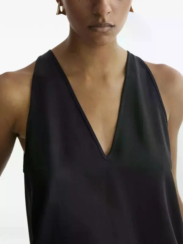 AERON Rea V-neck Top