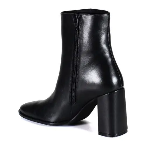 DIBA TRUE Leather Ankle Bootie