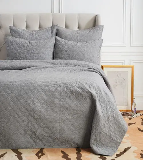 ELISABETH YORK Sutton Quilt - Gray