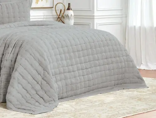ELISABETH YORK Danette Shale Quilt