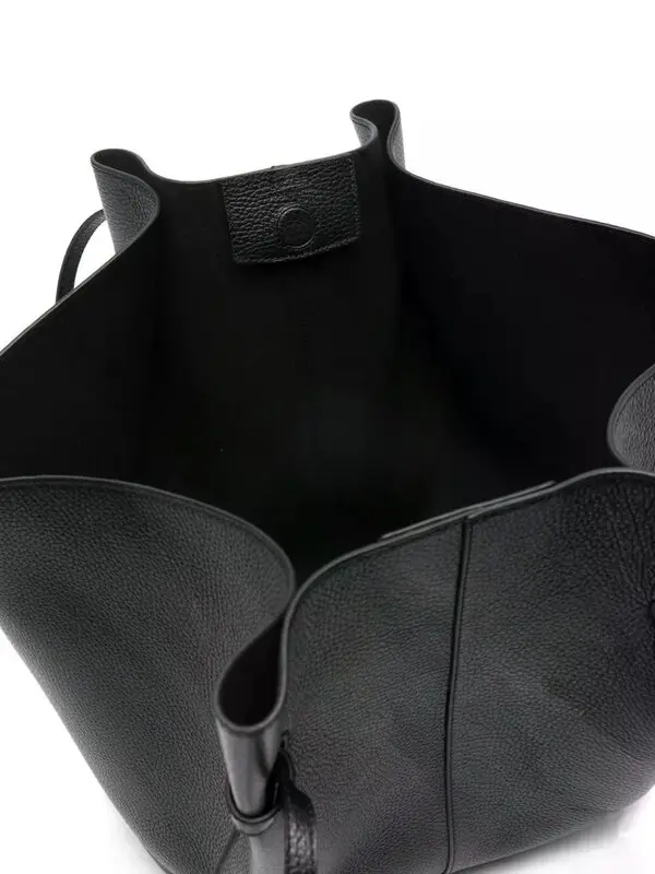 Yuzefi Xl Mochi Shoulder Bag - Black