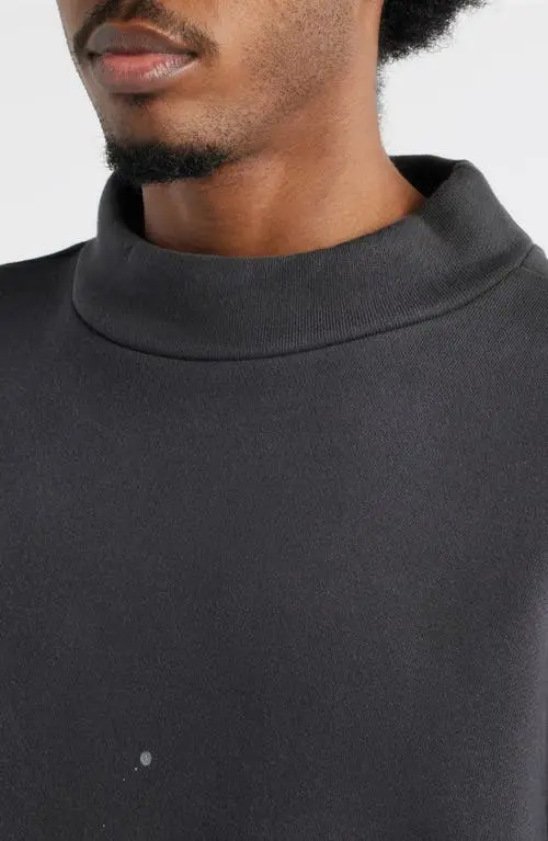 ELWOOD Monochrome Mock Neck Sweatshirt