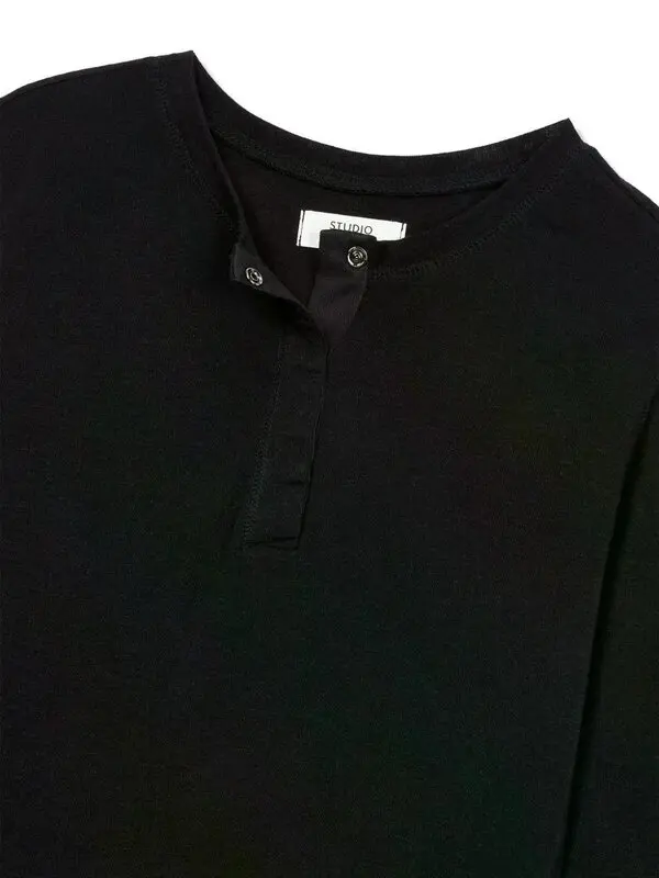 STUDIO TOMBOY Snap-button Henley Top - Black