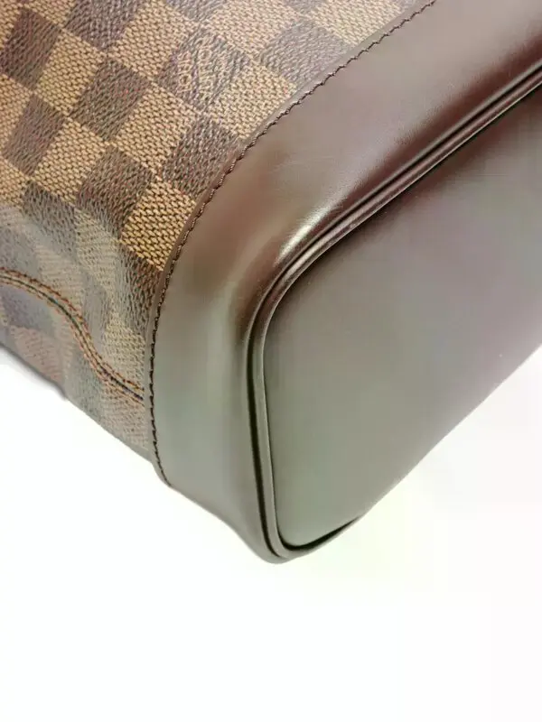 LOUIS VUITTON 2004 Damier Soho Backpack