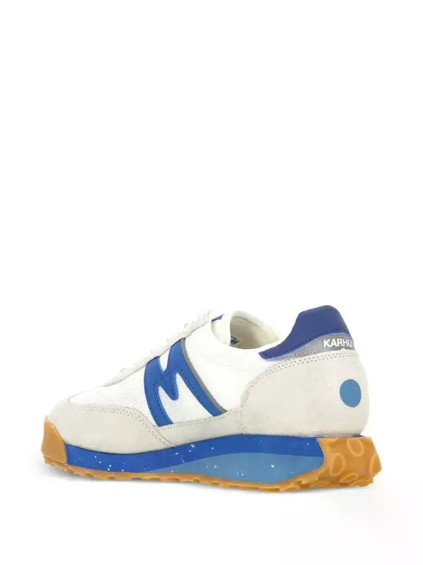 KARHU Mestari Control Logo-patch Sneakers - White