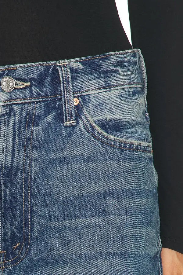 MOTHER The Ditcher Roller Zip Sneak Jeans - Remember When