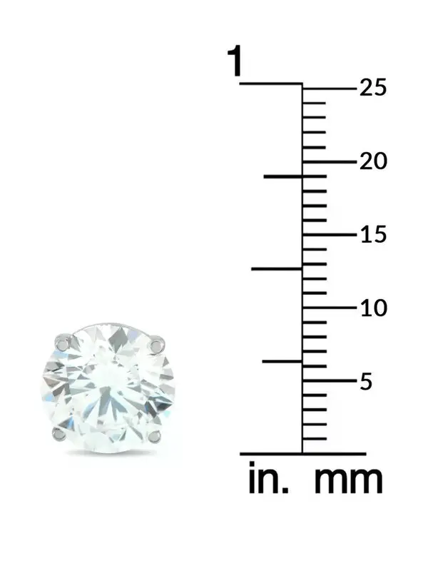 LB EXCLUSIVE Diamond Stud Earrings