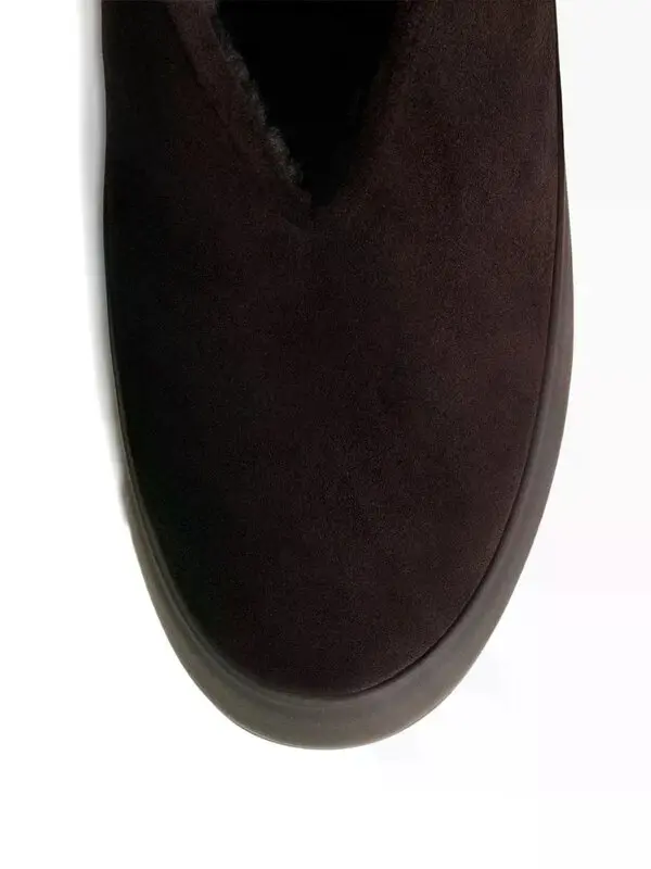 12 STOREEZ Shearling-lined Loafers