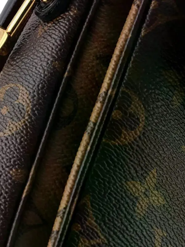 LOUIS VUITTON Pochette Metis Reverse Monogram Canvas Crossbody Bag