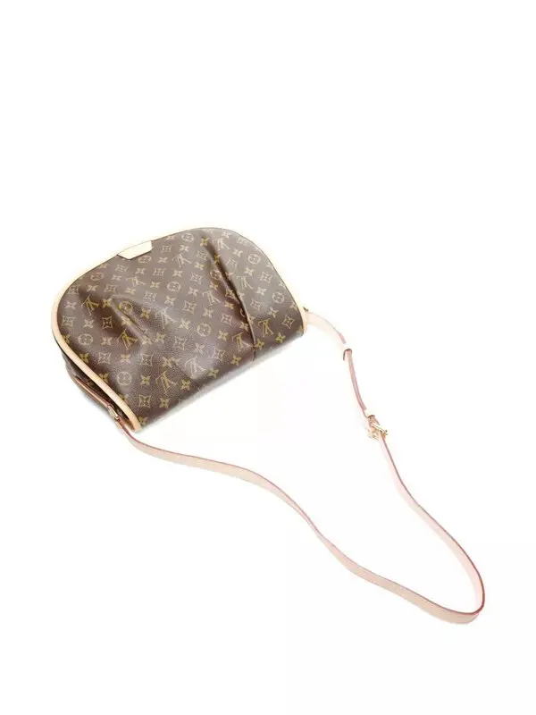 LOUIS VUITTON 2011 Menilmontant Mm Shoulder Bag - Brown