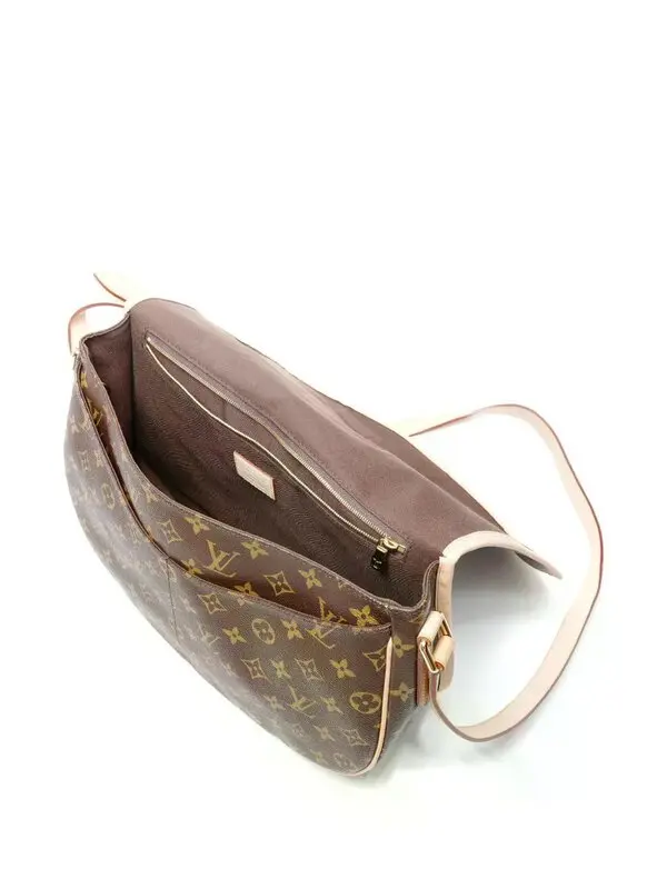 LOUIS VUITTON 2011 Menilmontant Mm Shoulder Bag - Brown