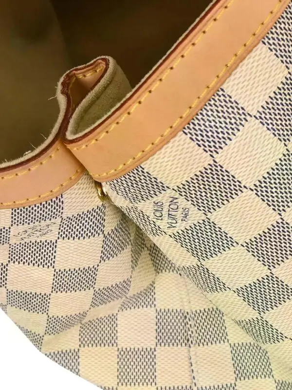 LOUIS VUITTON 2012 Mm Hampstead Shoulder Bag - Neutrals