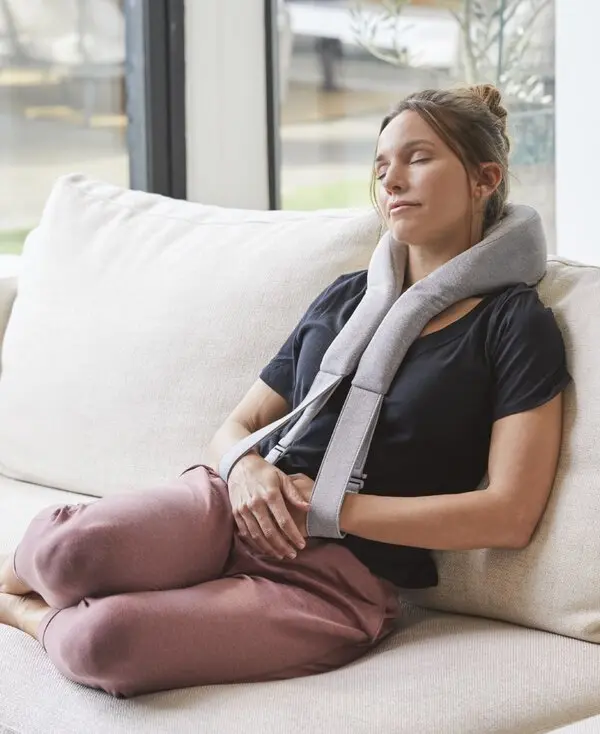 SHARPER IMAGE Real-touch Shiatsu Neck Massager